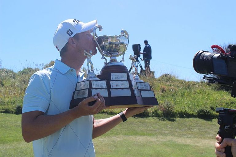 Moolman wins PGA with one-stroke victory – St Francis Chronicle